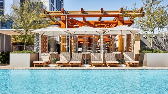 LA’s Best Pool Passes Are Somehow Both Super Luxurious and Affordable